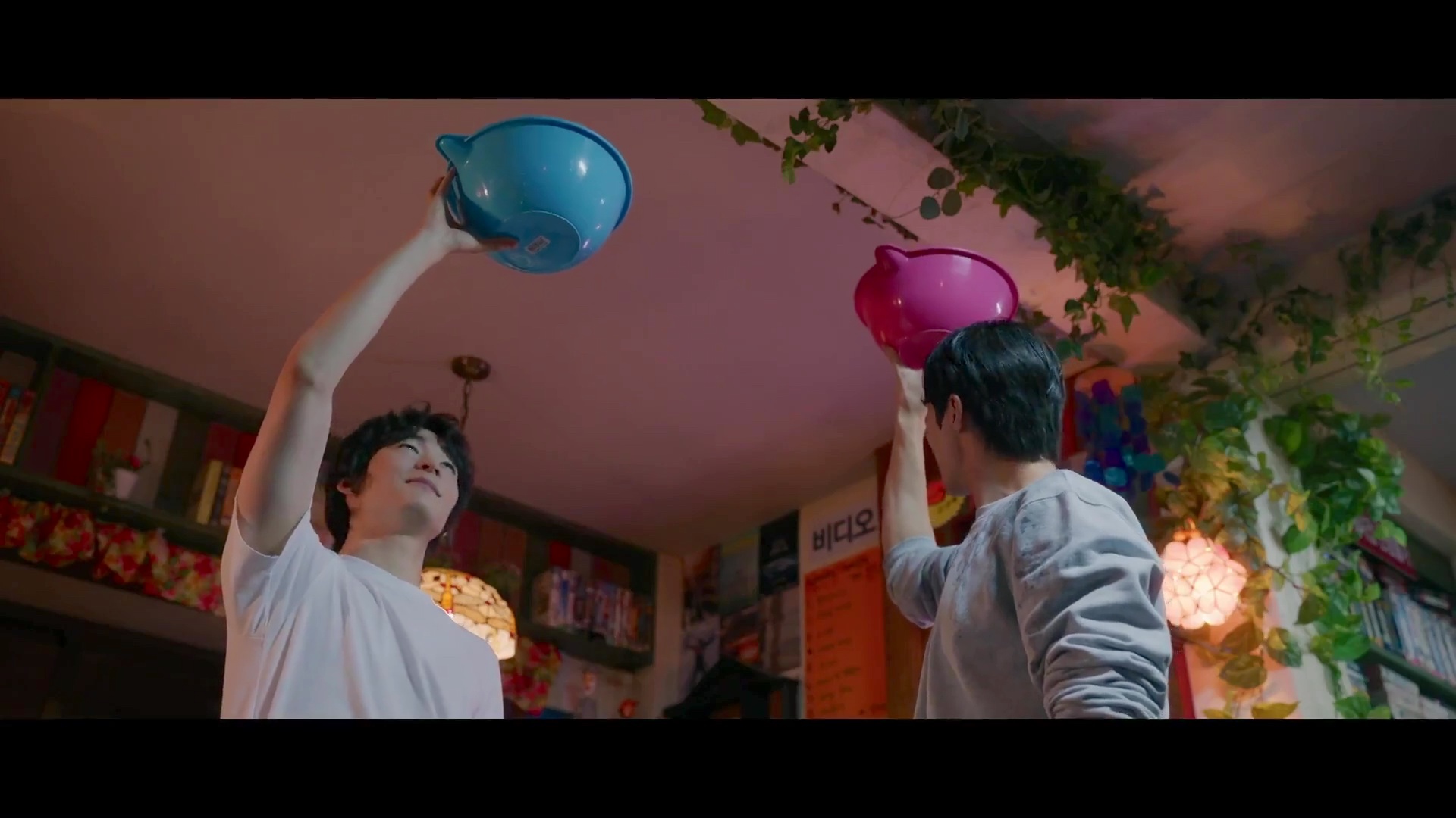 Lovely Runner: Episodes 9-10 » Dramabeans